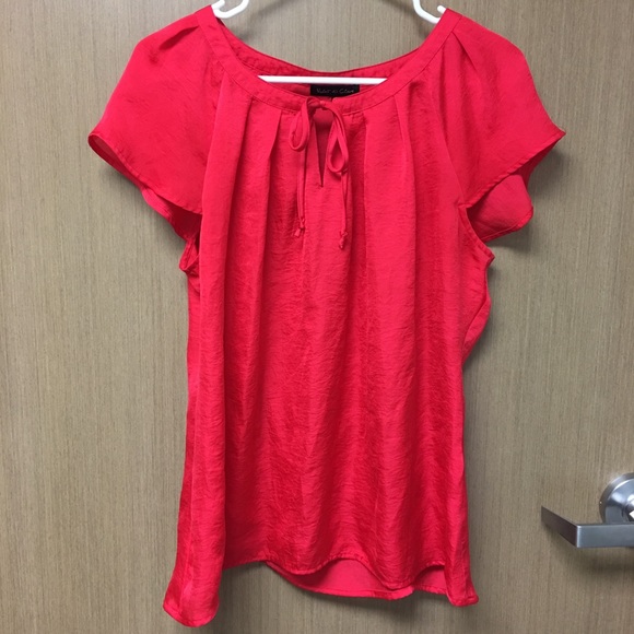 Violet & Claire | Tops | Cute Red Top | Poshmark